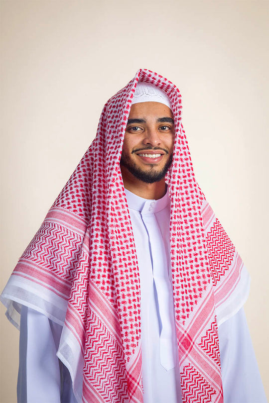 Shemagh rouge, shemagh noir et shemagh blanc | Al Layl – Al Layl | Qamis